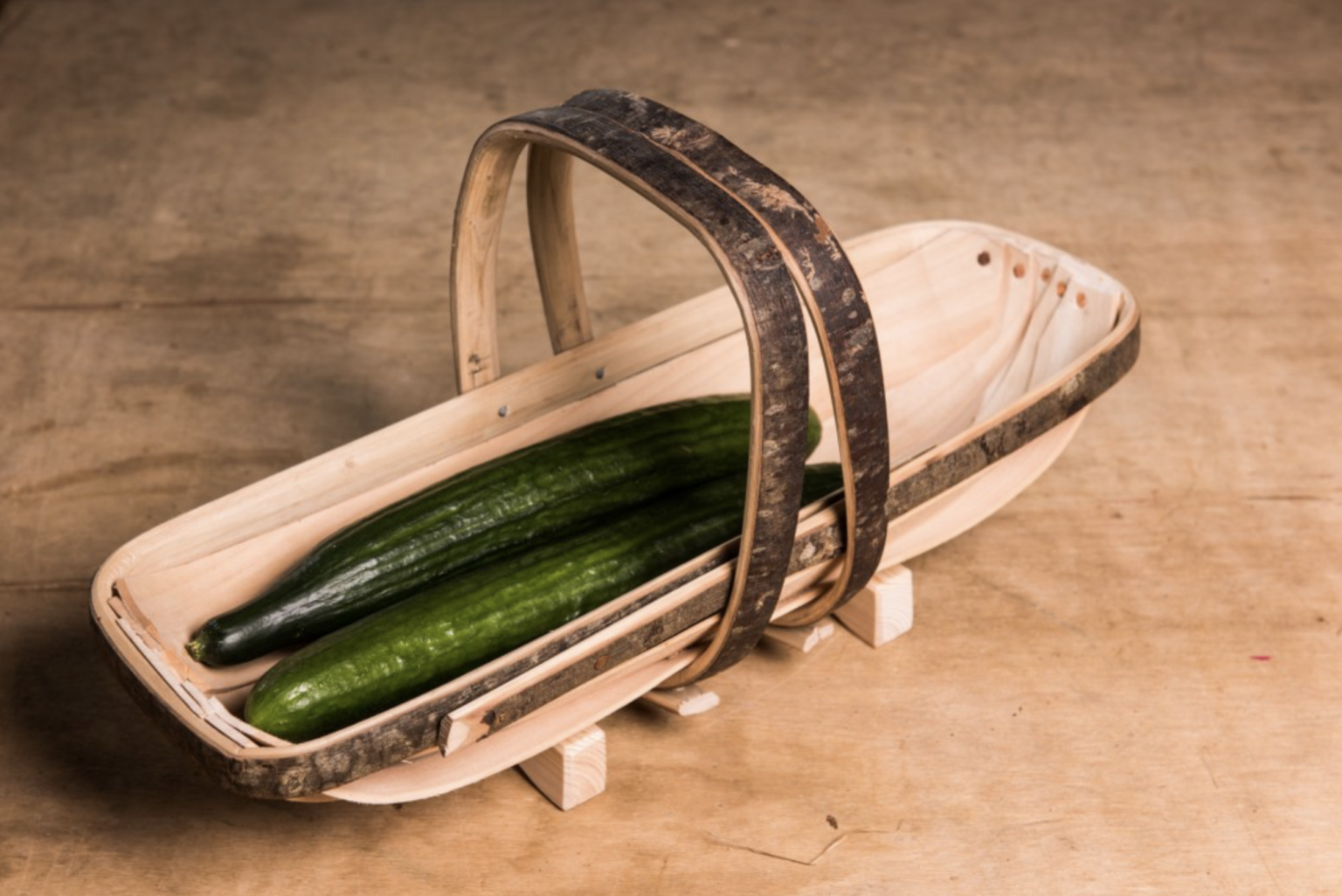 The Handmade Royal Sussex Trug Giveaway – The Simply Luxurious Life®