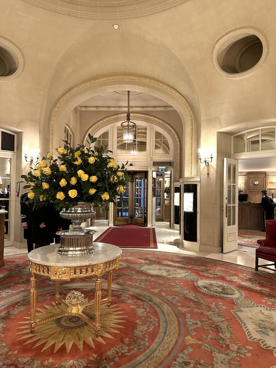 Savoring Tea & Conversation w/TOP Tier Members at The Ritz in London ...